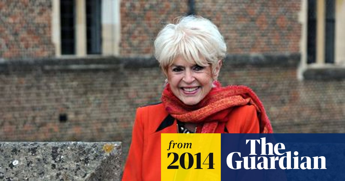 Loose Women's Gloria Hunniford was overjoyed to announce that her ...
